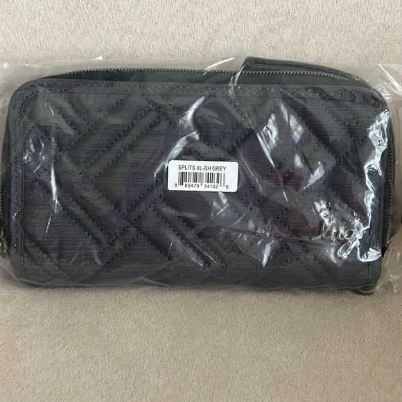 lug | Bags | Nwt Lug Splits Xl Wristlet Rfid Wallet In Brushed Grey ...